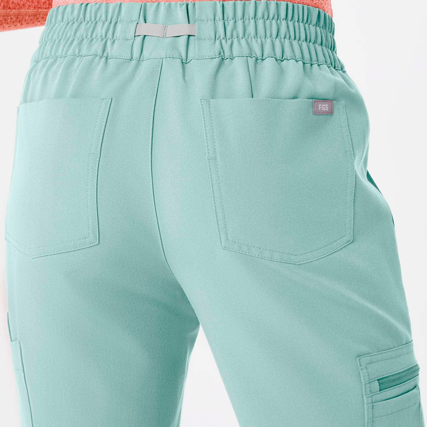 Women’s Uman Relaxed Jogger Scrub Pants - Seaglass · FIGS