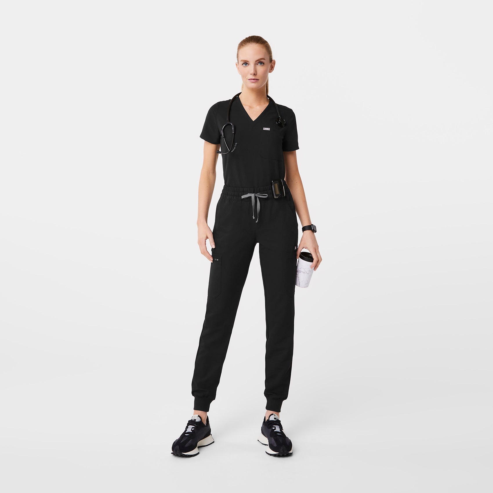 Women’s Uman Relaxed Jogger Scrub Pants - Black · FIGS