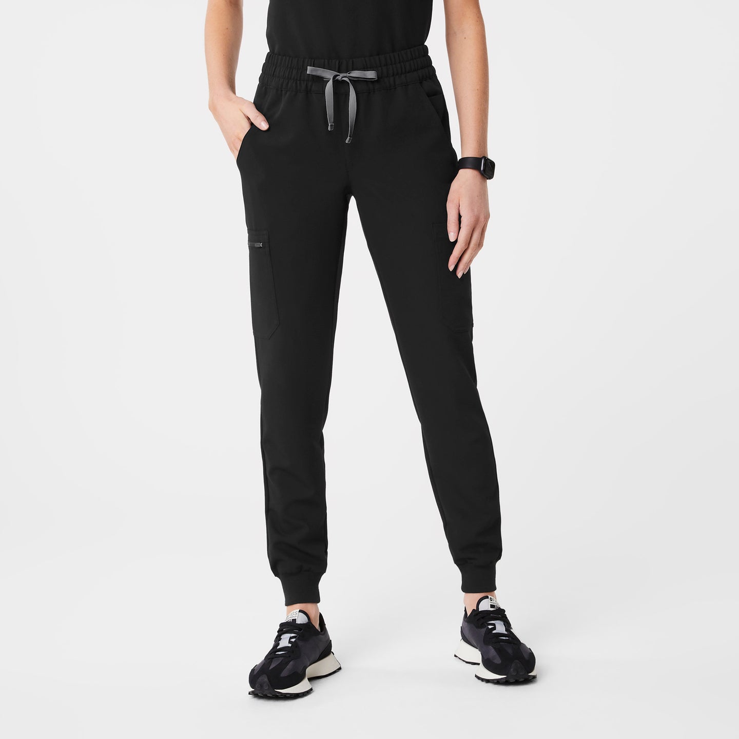 Women’s Uman Relaxed Jogger Scrub Pants - Black · FIGS