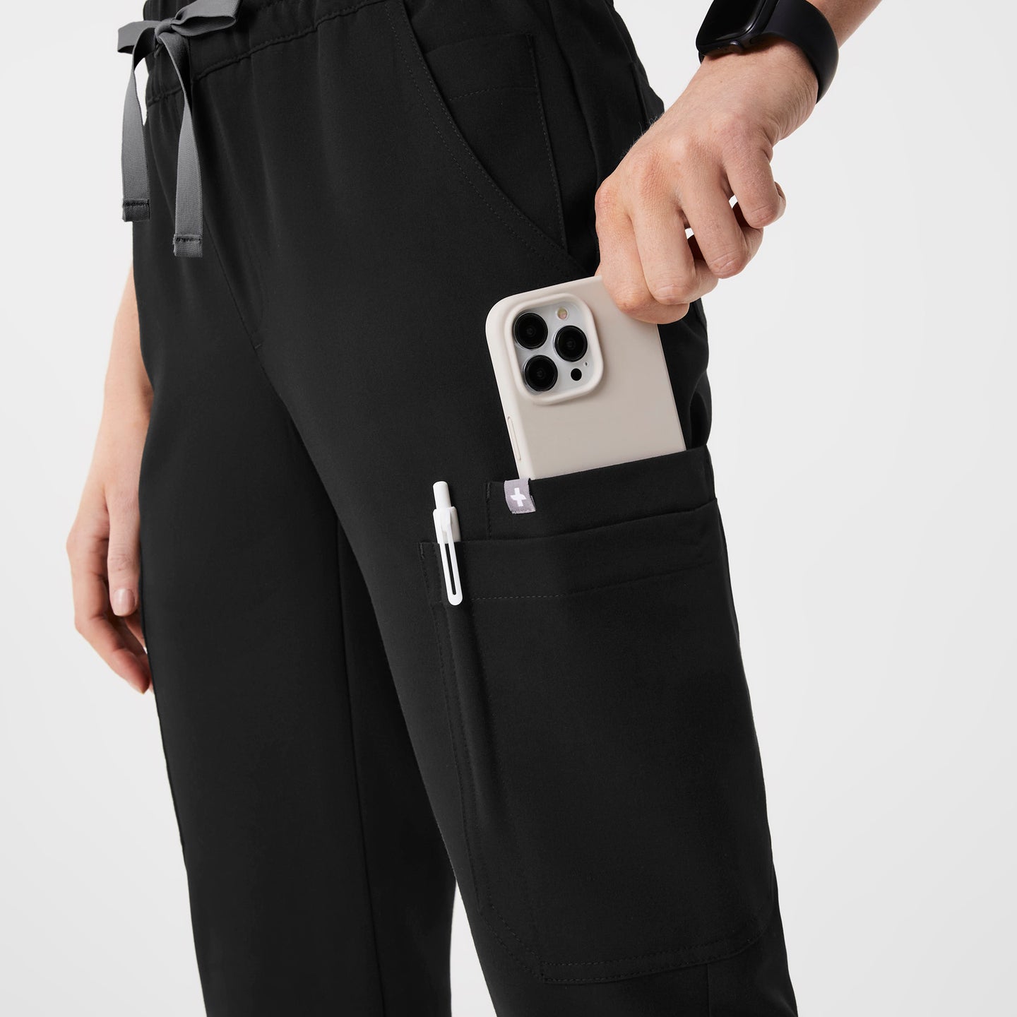 Women’s Uman Relaxed Jogger Scrub Pants - Black · FIGS