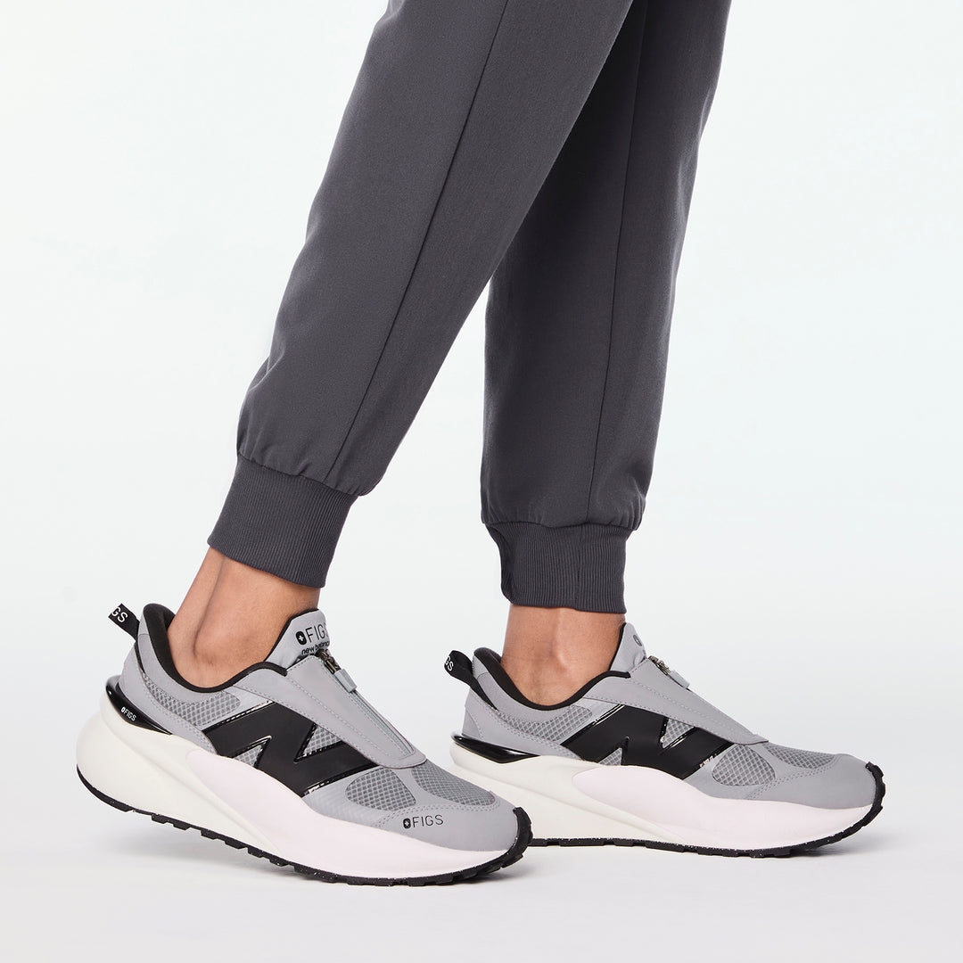 Unisex FIGS New Balance 3447 Zip - Graphite