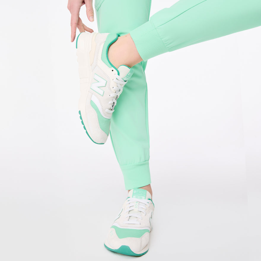 FIGS | New Balance 997H - Mariner