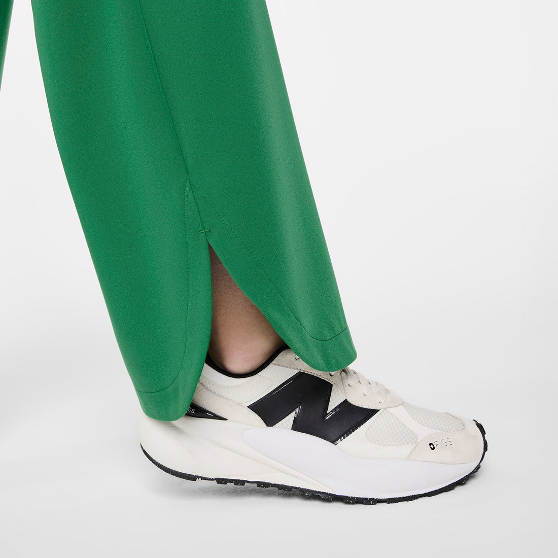 Women’s High Waisted Marseille Wide Leg Scrub Pants - Indocyanine Green ...