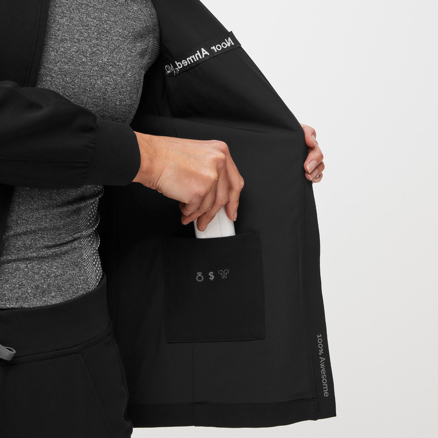 Women's Sebina Scrub Jacket - Black · FIGS