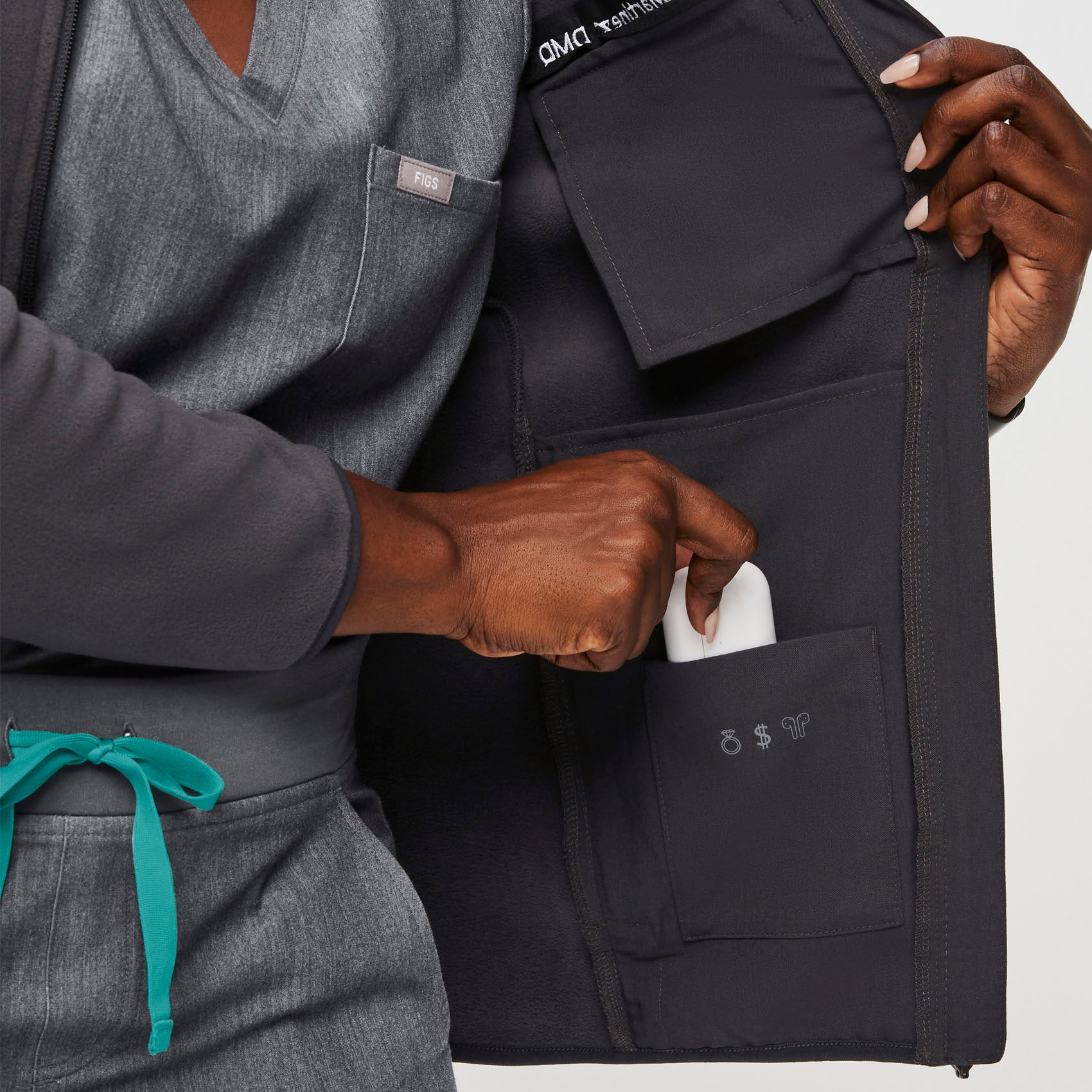 Women's On-Shift™ Fleece Jacket - Deep Charcoal · FIGS