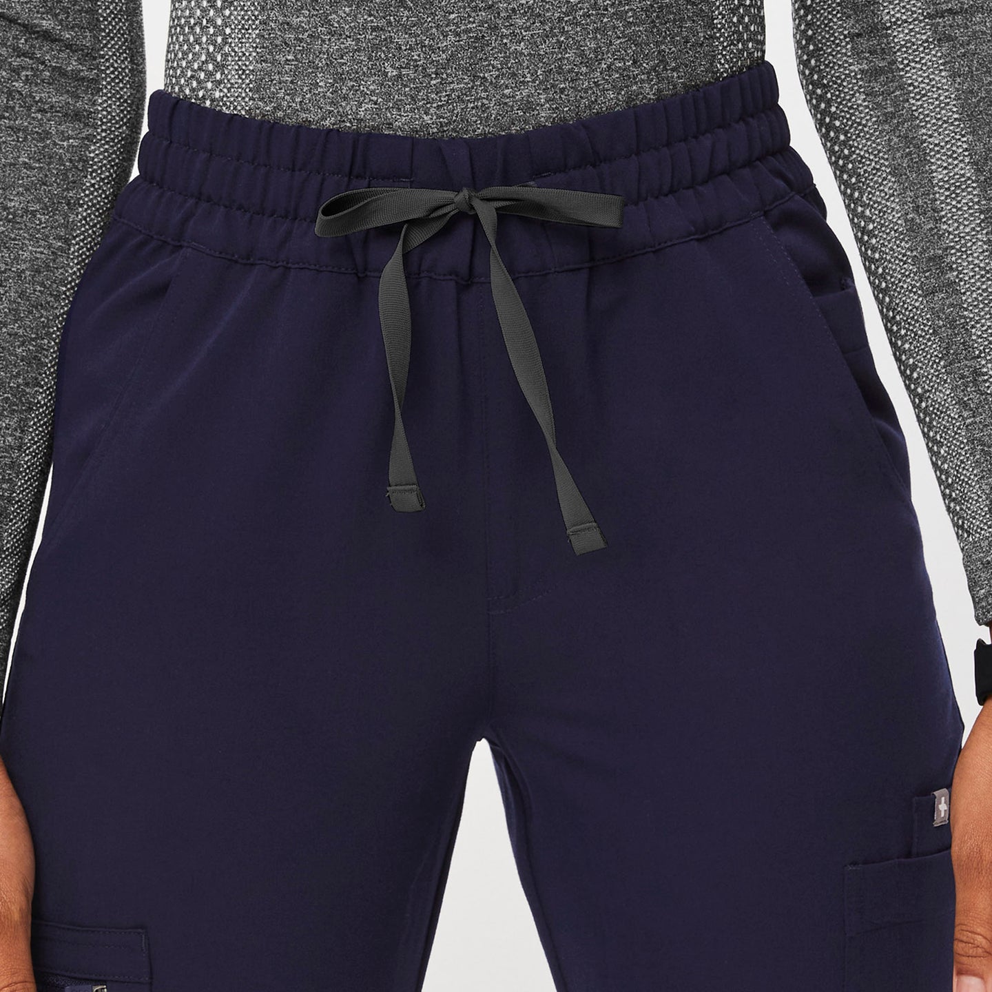 Women’s High Waisted Dowa Scrub Pants - Navy · FIGS