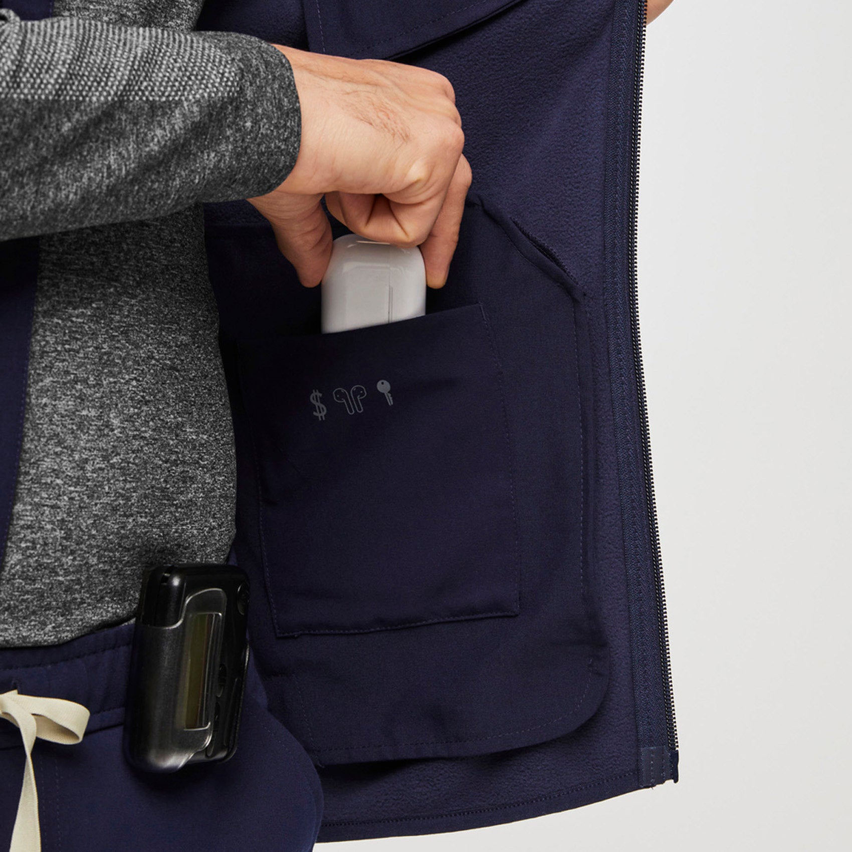 Men's On-Shift Fleece Vest™ - Navy · FIGS