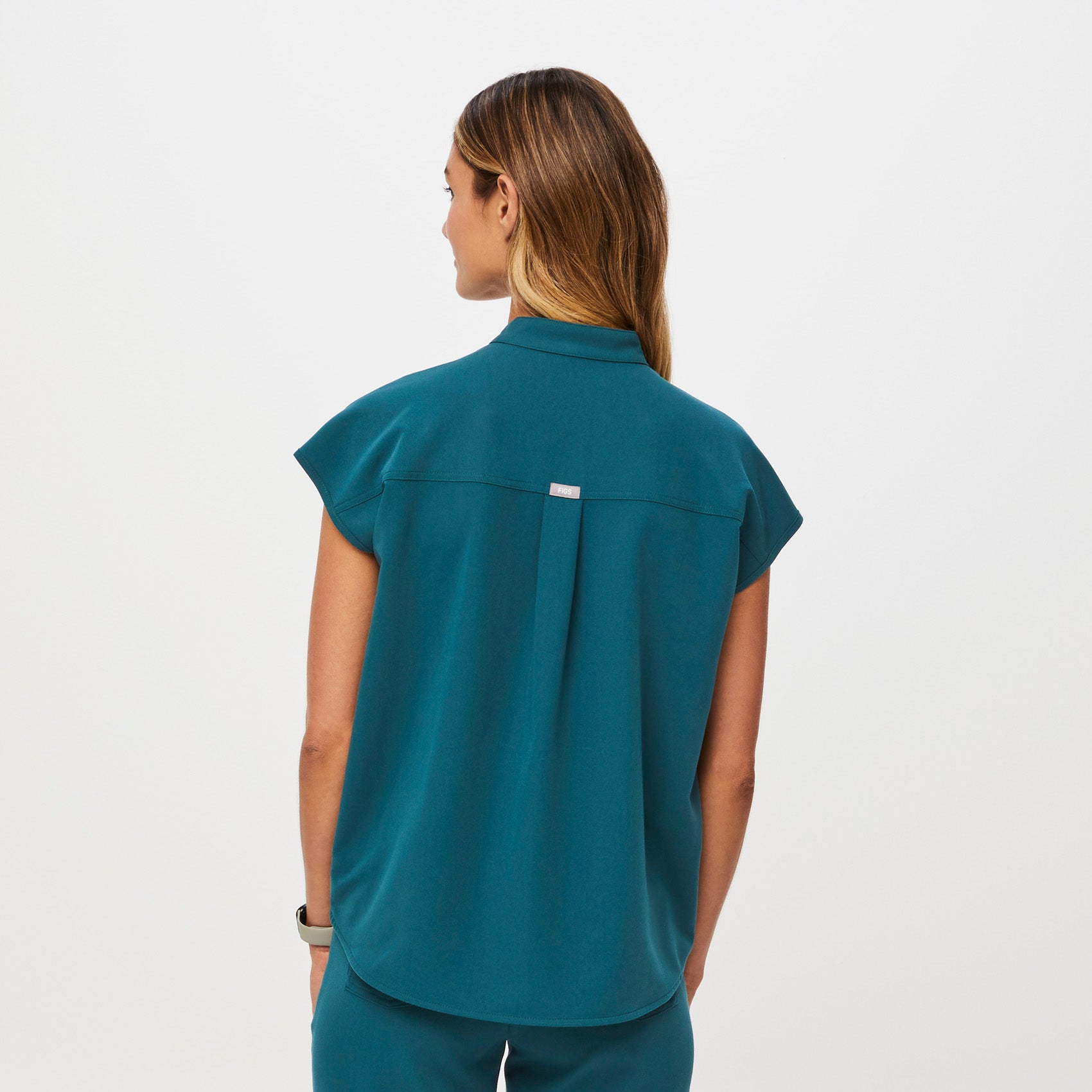 Women's Rafaela Oversized Scrub Top™ - Caribbean Blue · FIGS