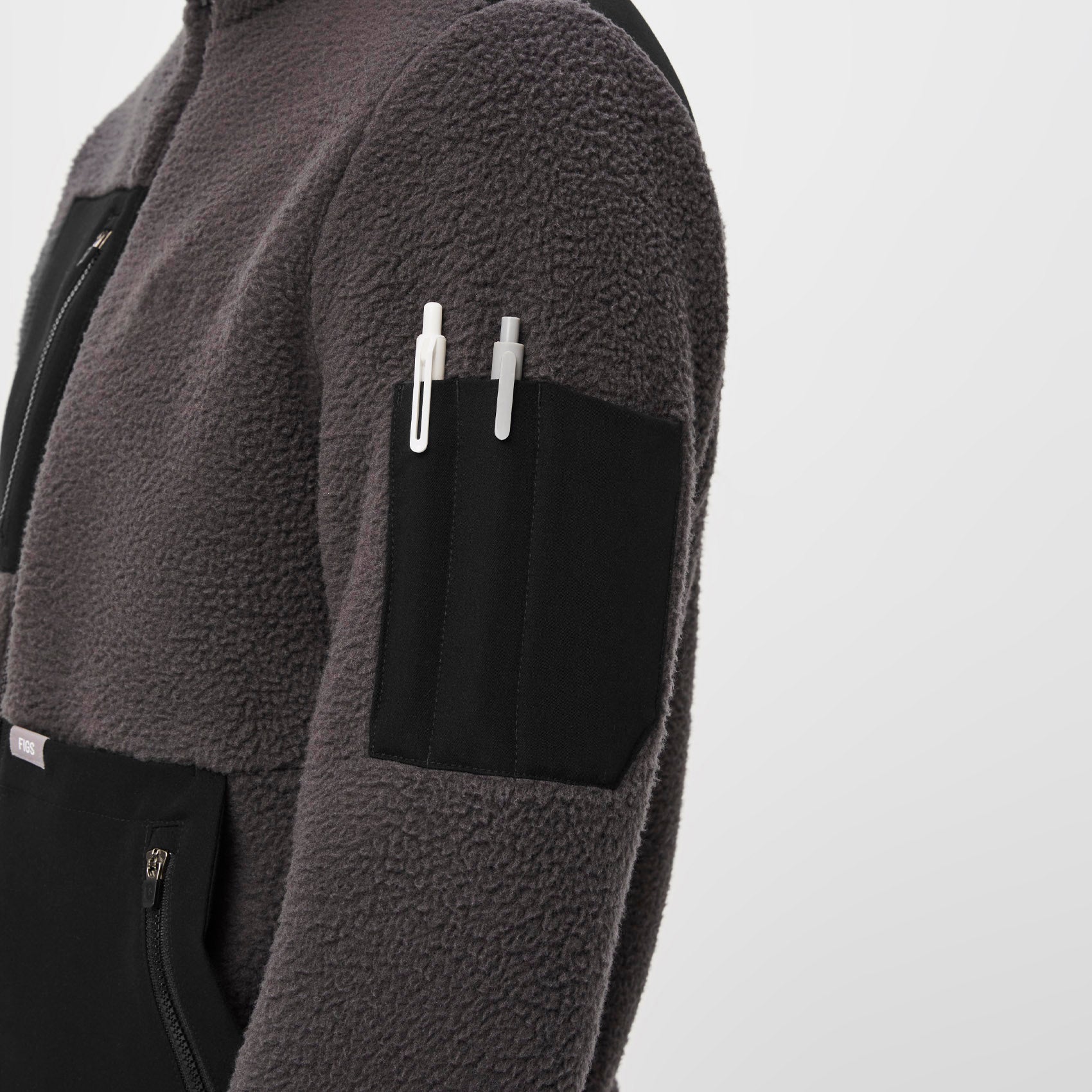Women’s On-Shift Sherpa Jacket™ - Dark Charcoal · FIGS