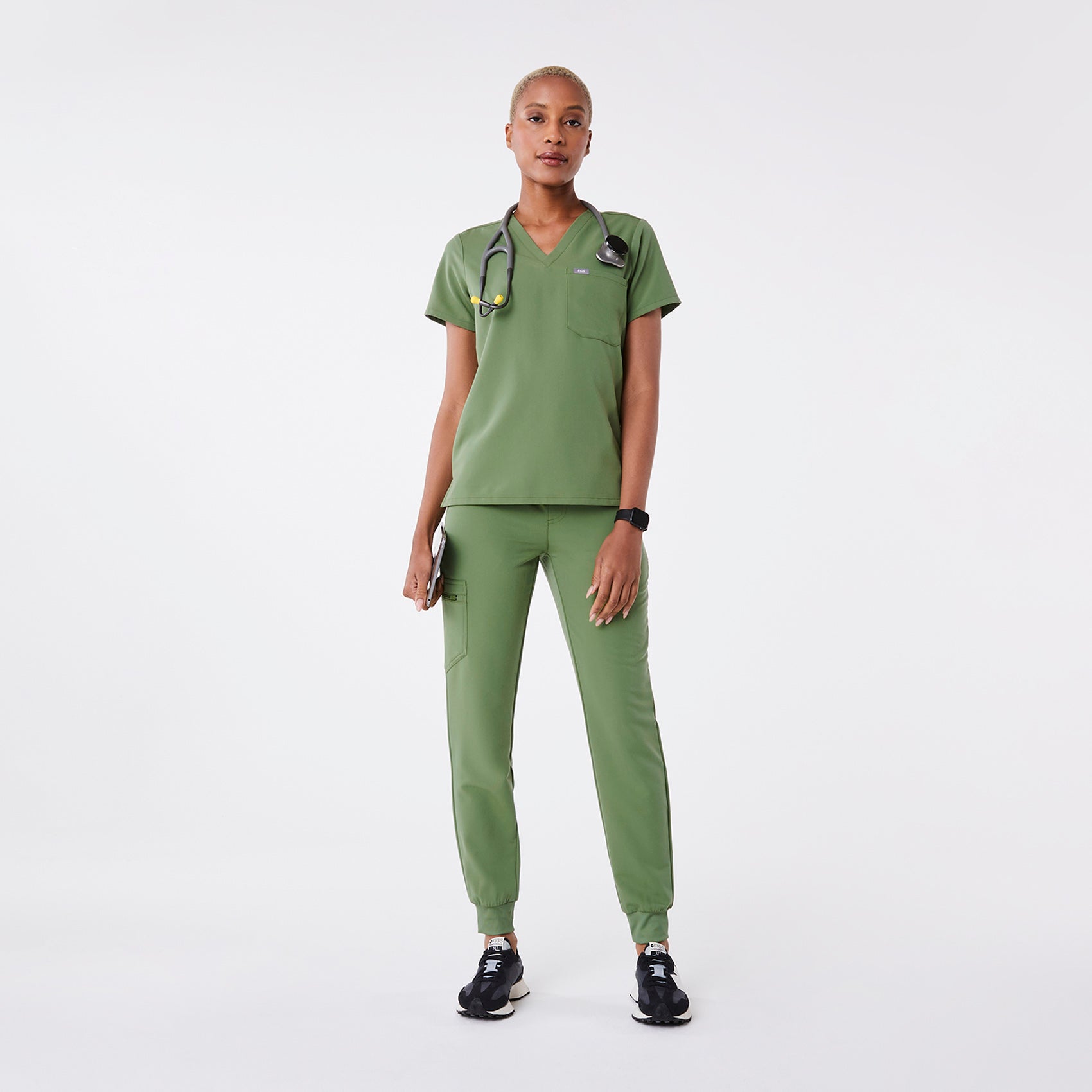 Women's Catarina One-Pocket Scrub Top™ - Fern · FIGS