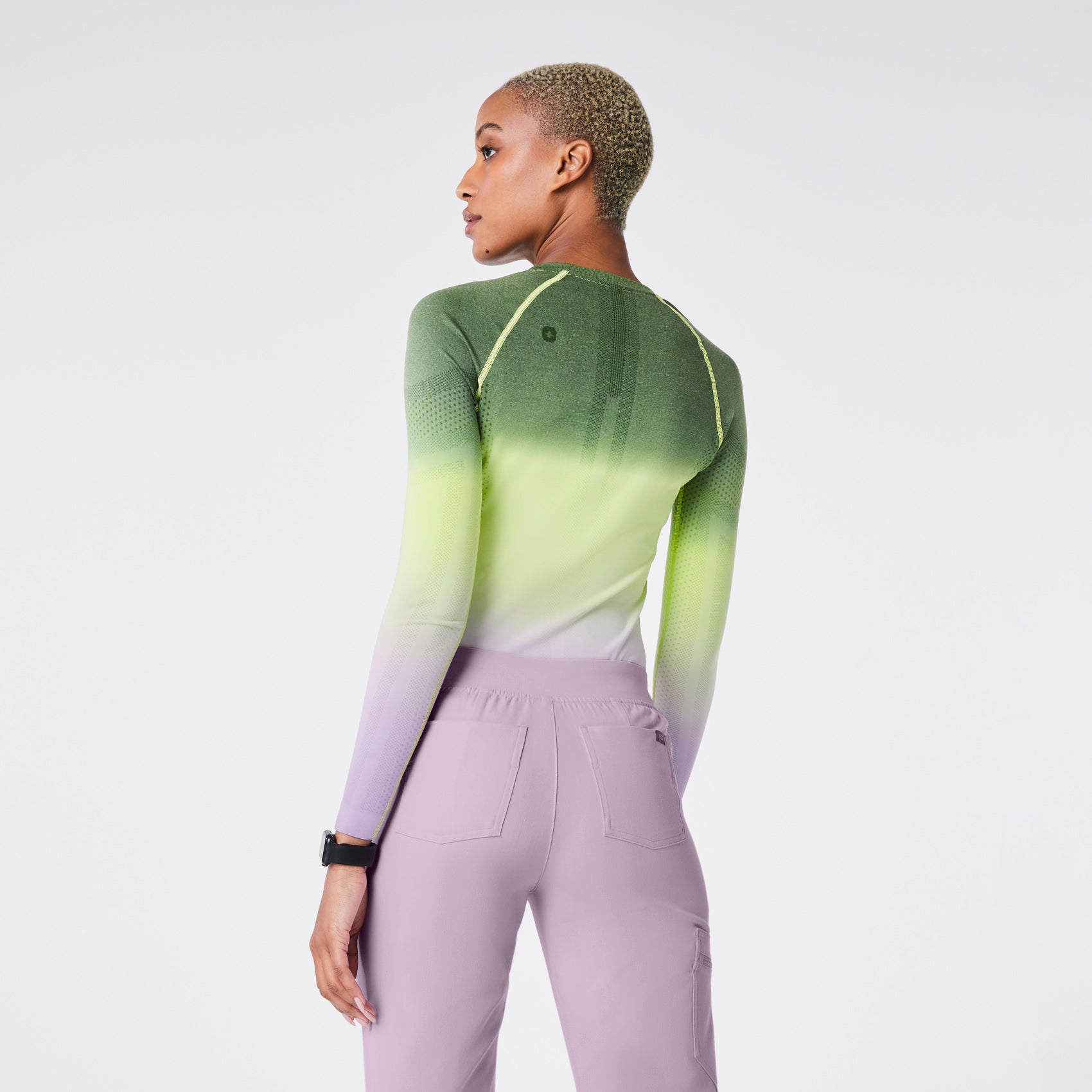 Women's Salta Seamless Longsleeve Underscrub - Ombre Fern · FIGS