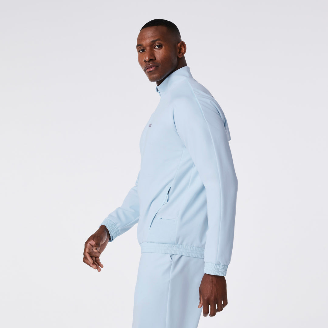 Men’s Cobaki Performance Scrub Jacket - Open Skies · FIGS