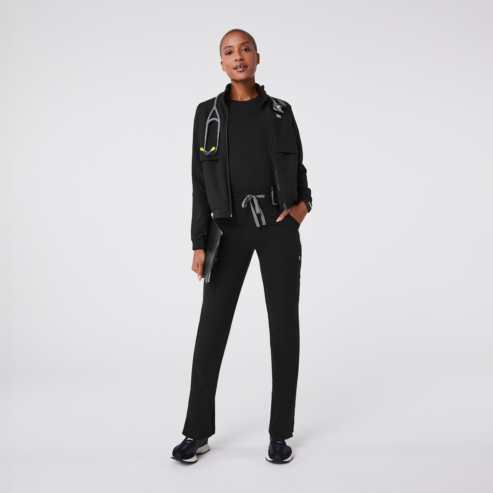 Women’s High Waisted Dowa Scrub Pants - Black · FIGS