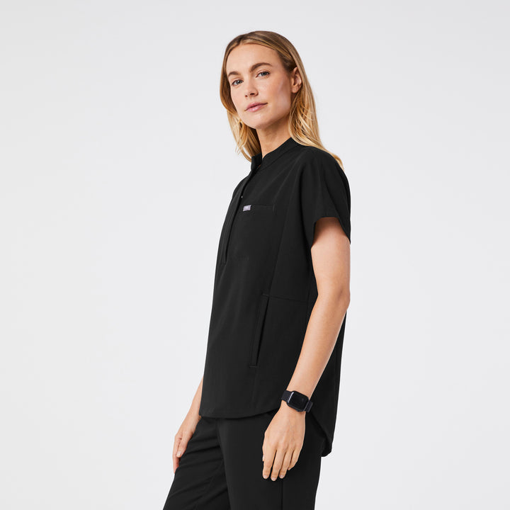 Women's Montex Classic Scrub Top - Black · FIGS