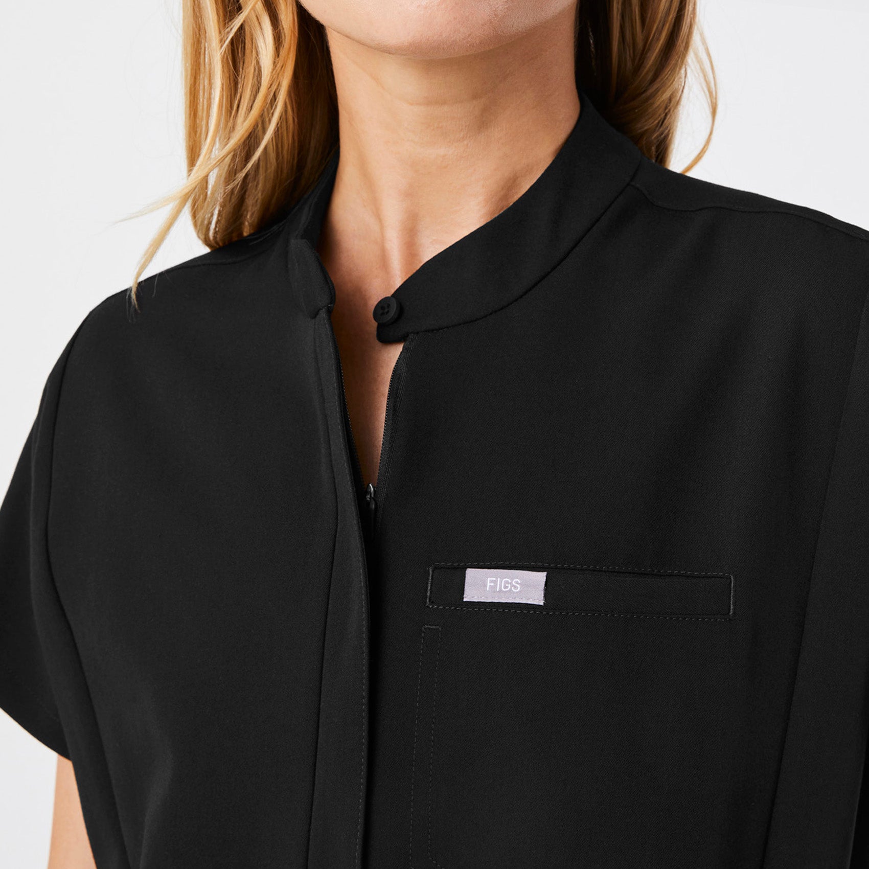 Women's Montex Classic Scrub Top - Black · FIGS
