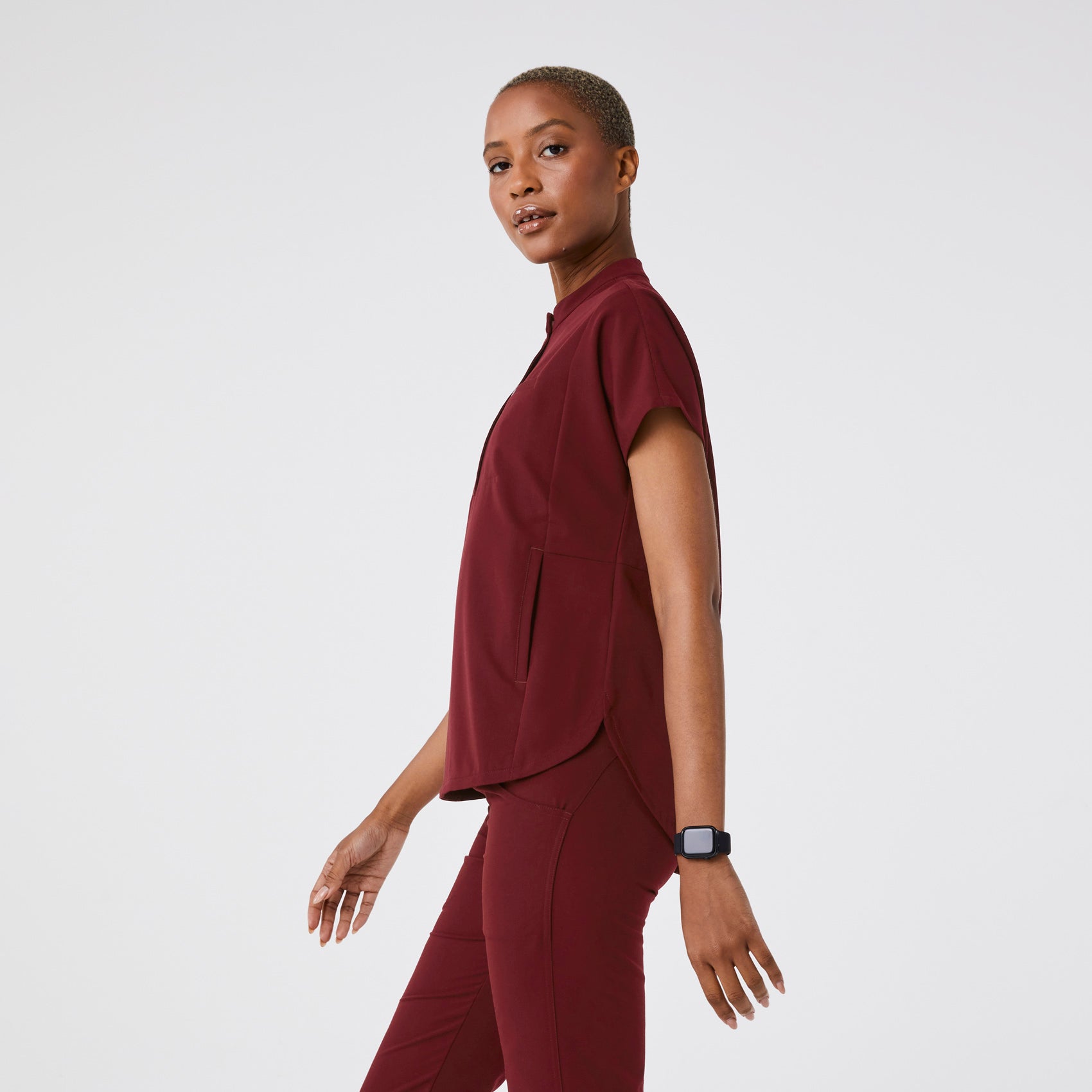 Women's Montex Classic Scrub Top - Burgundy · FIGS