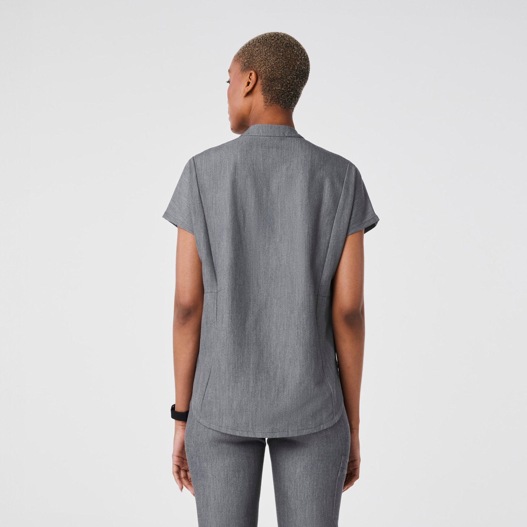Women's Montex Classic Scrub Top - Graphite · FIGS