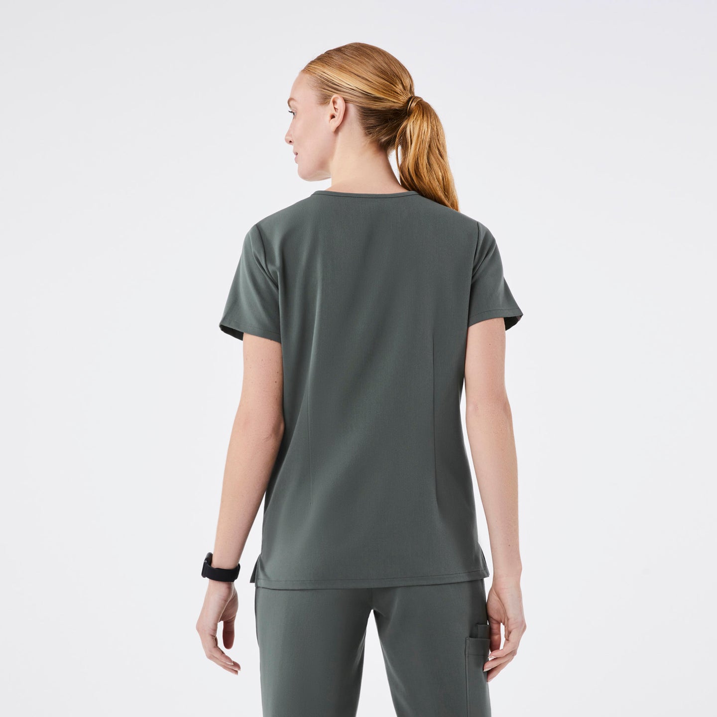 Women's Casma Three-Pocket Scrub Top™ - Bonsai · FIGS