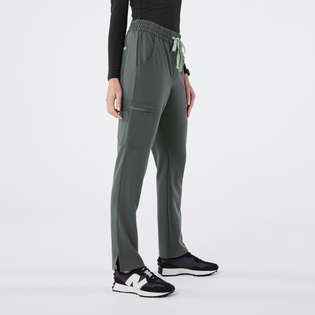 Women’s High Waisted Dowa Scrub Pants - Bonsai · FIGS