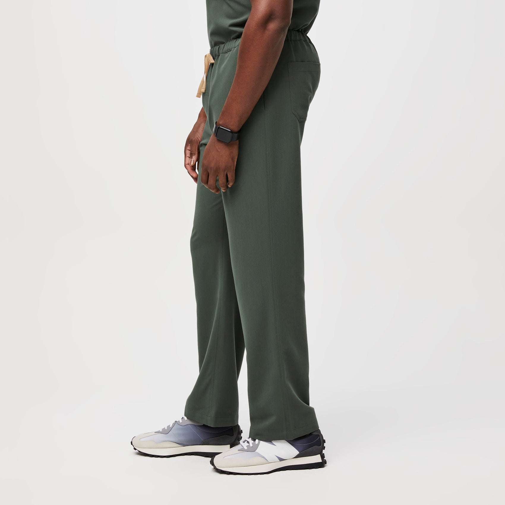 Men's Pisco™ Basic Scrub Pants - Moss · FIGS
