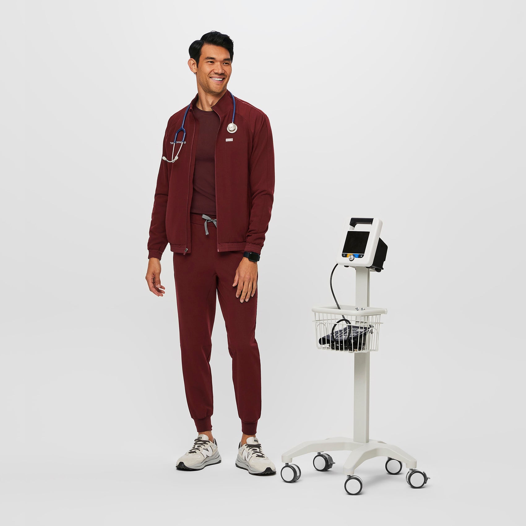 Men’s Cobaki Performance Scrub Jacket - Burgundy · FIGS