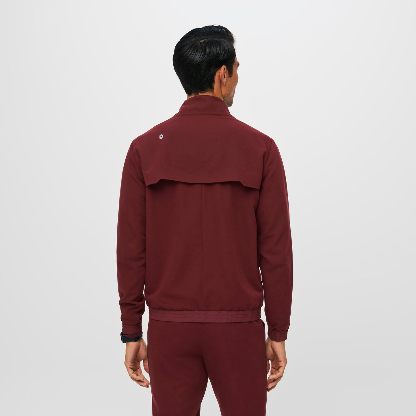 Men’s Cobaki Performance Scrub Jacket - Burgundy · FIGS