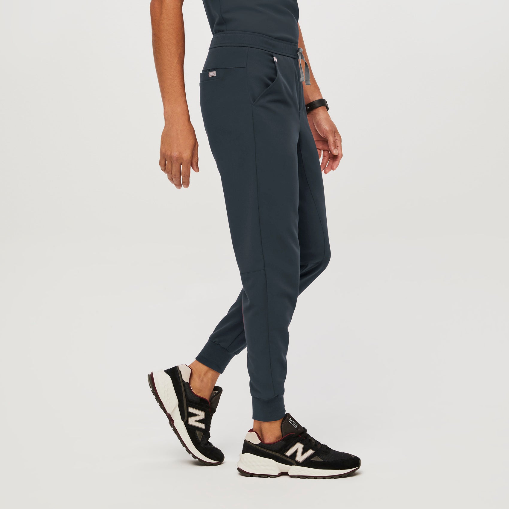 Men's Tansen Jogger Scrub Pants - Dark Harbor · FIGS
