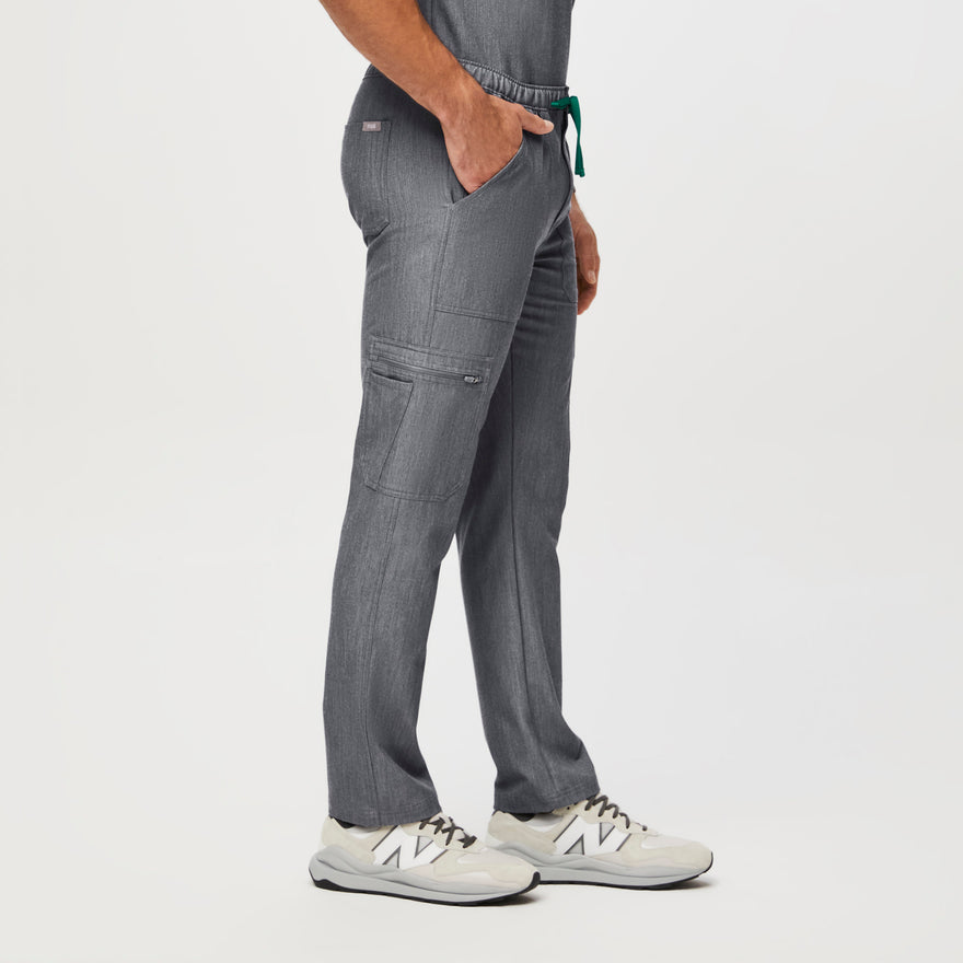 Men's Cairo Cargo Scrub Pants™ - Graphite · FIGS