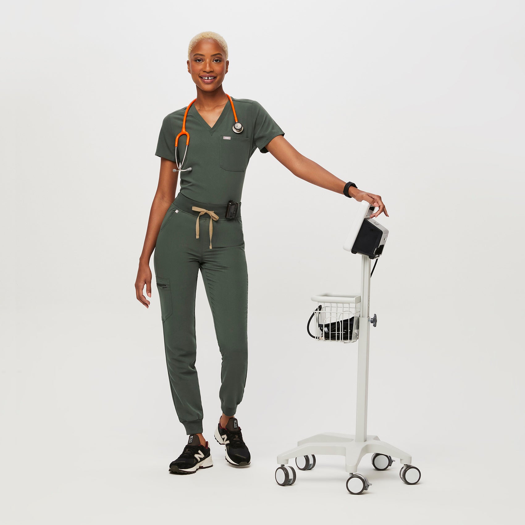 Women's Moss Scrubs · FIGS