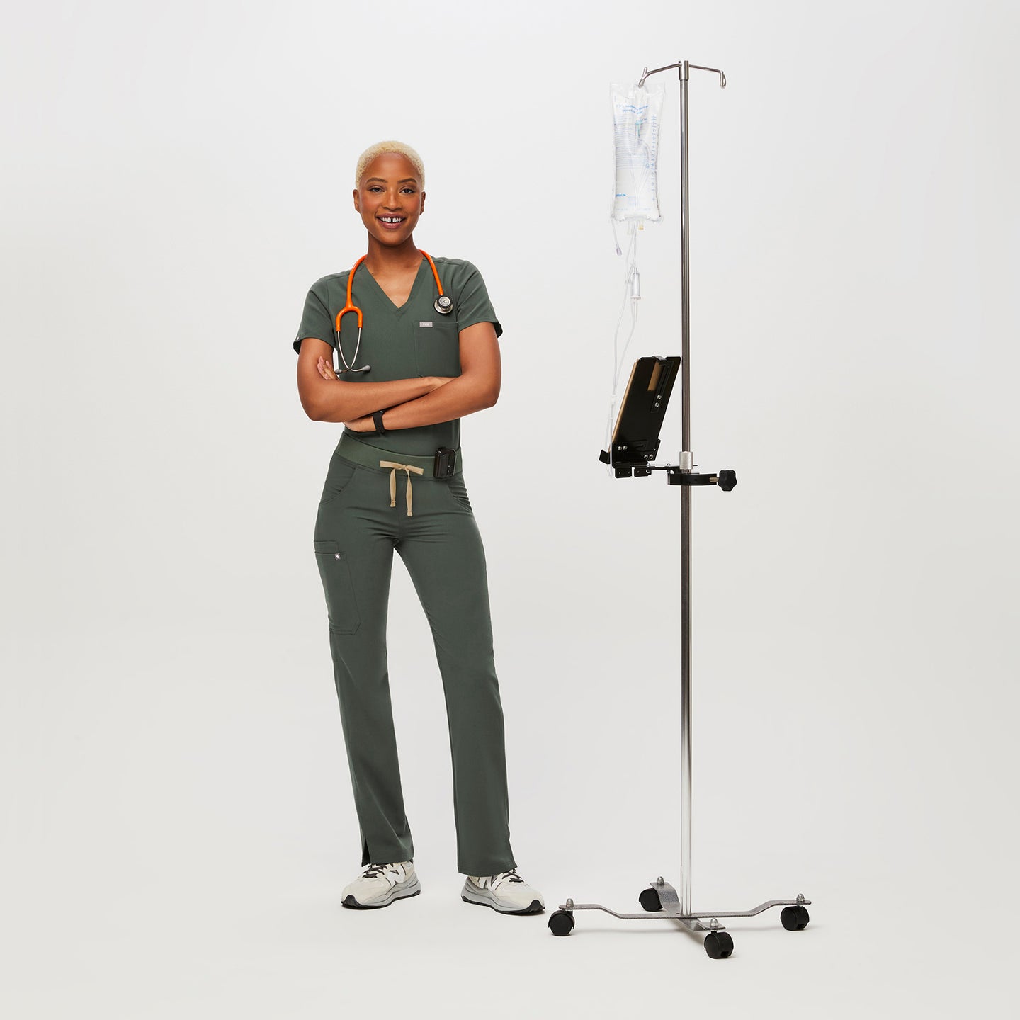 Women's Moss Scrubs · FIGS