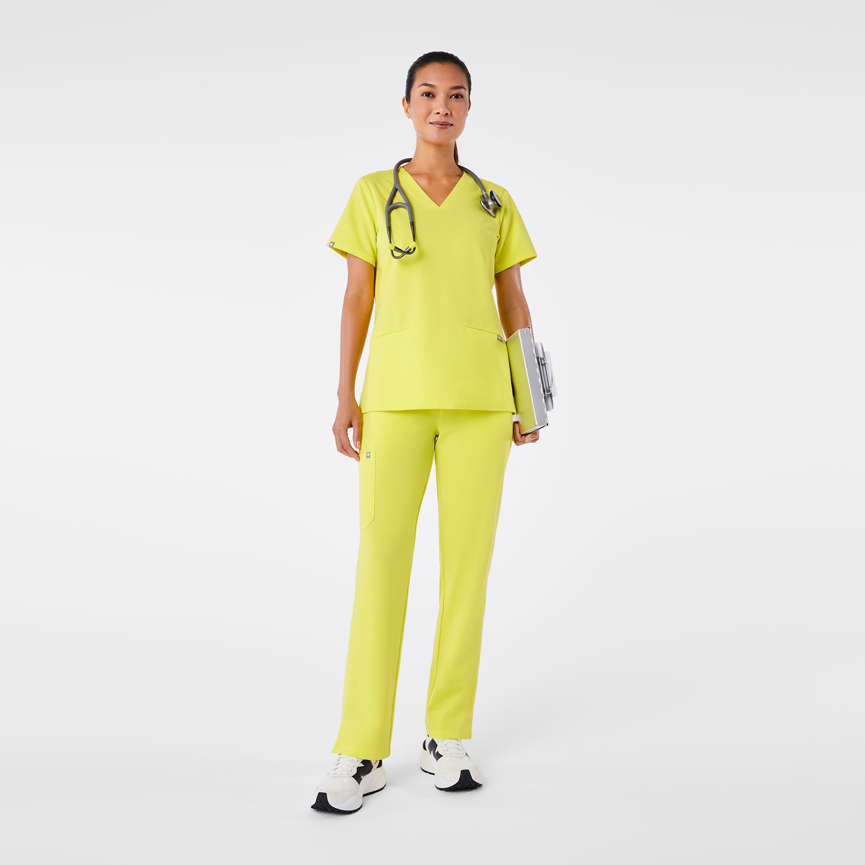 Women's Casma Three-Pocket Scrub Top™ - Serving Lime · FIGS