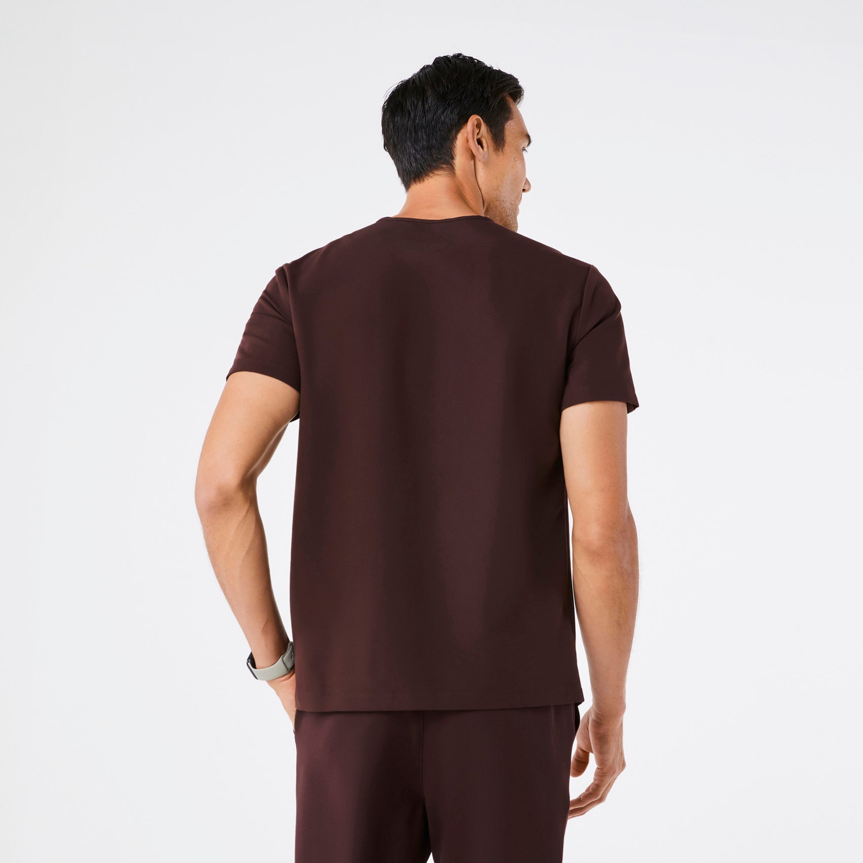 Men's Leon™ Three-Pocket Scrub Top - Espresso · FIGS