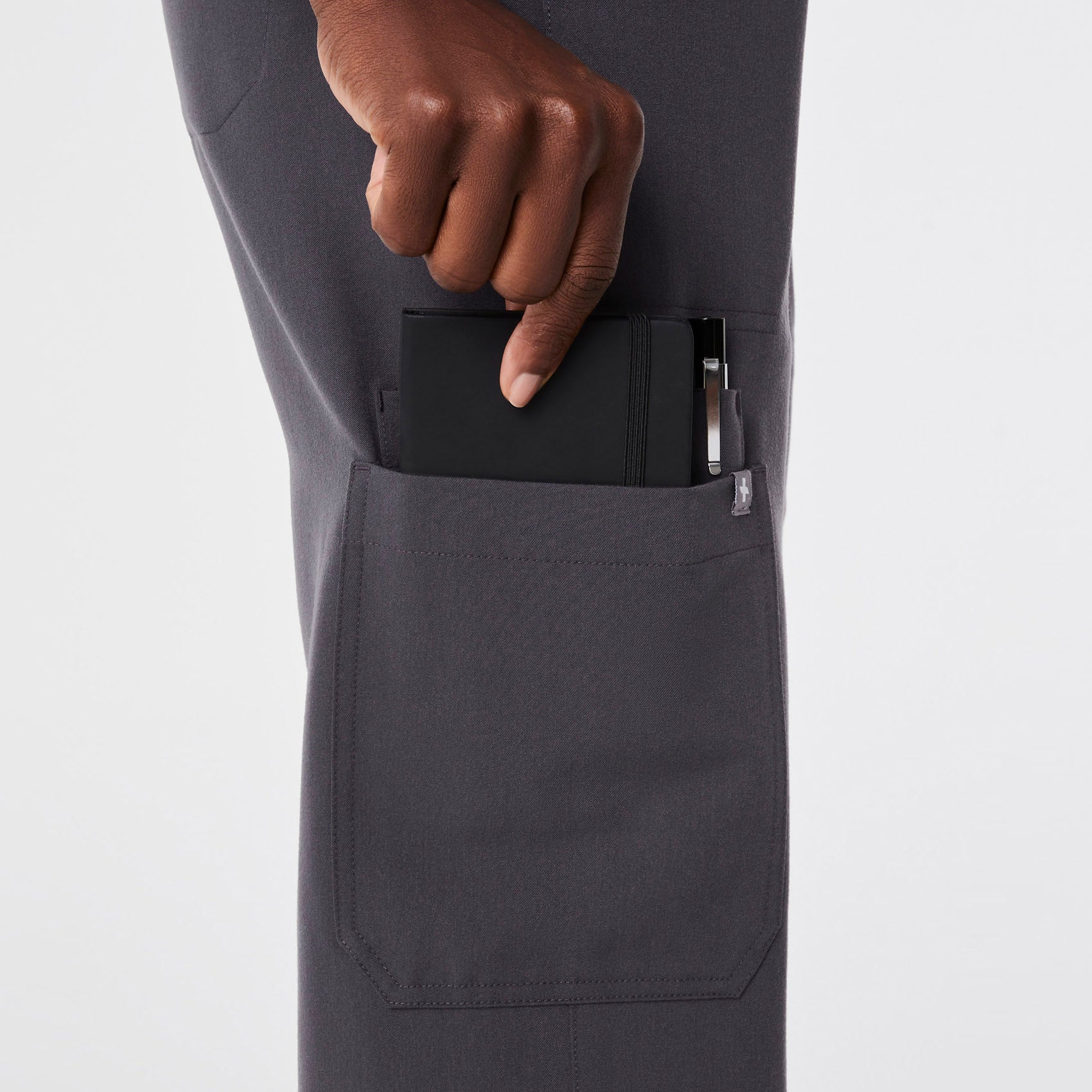 Women’s High Waisted Isabel Wide Leg Scrub Pants - Charcoal · FIGS