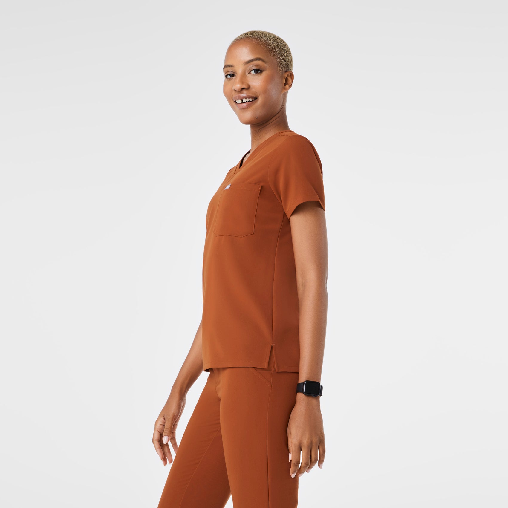 Women's Catarina One-Pocket Scrub Top™ - Dirty Chai · FIGS