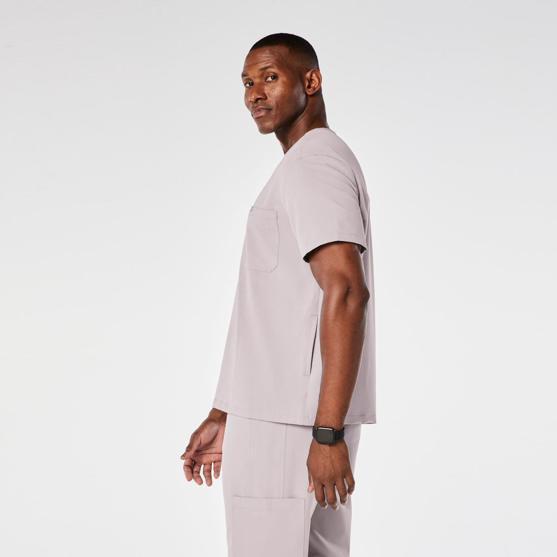 Men's Chisec Three-Pocket Scrub Top™ - Slate · FIGS