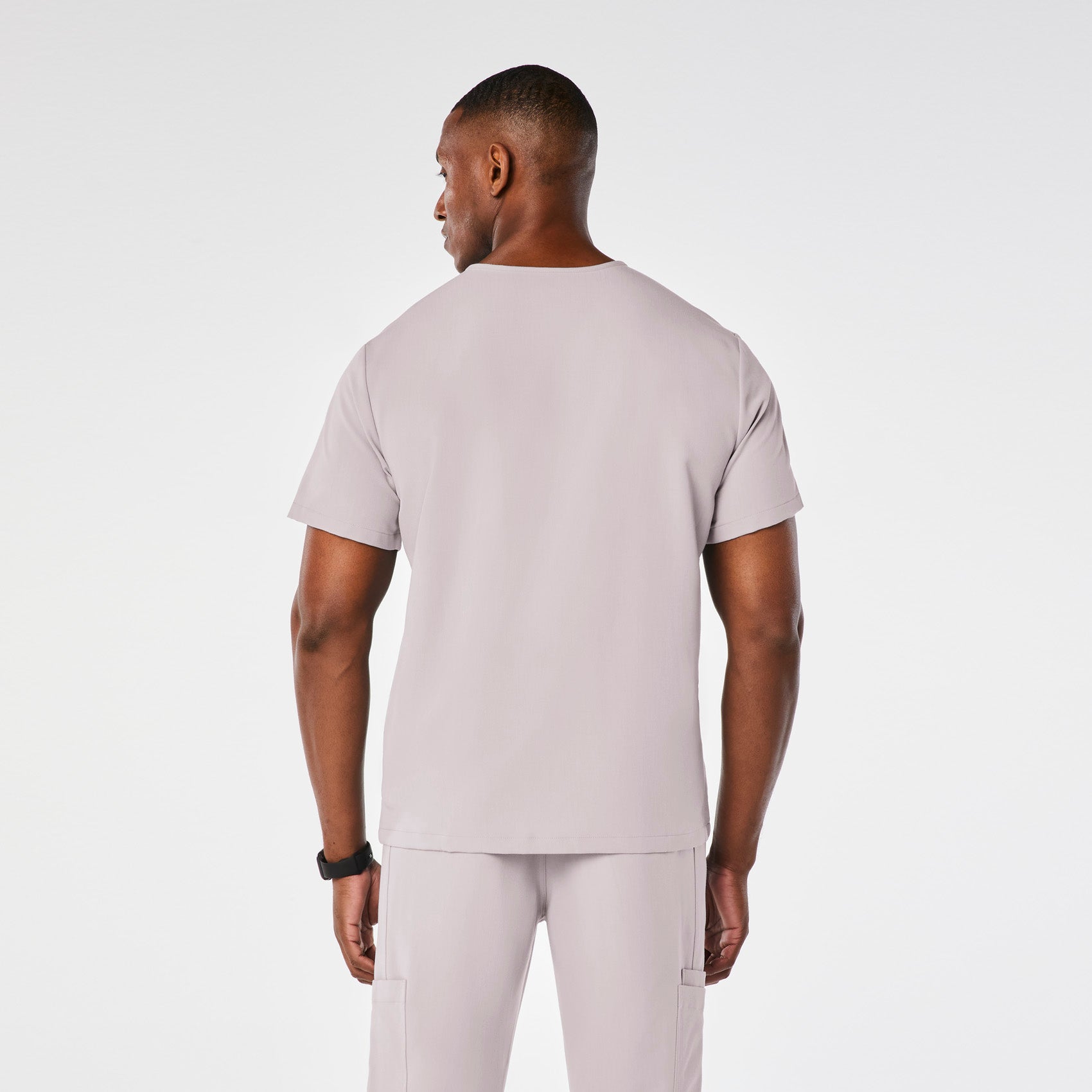 Men's Chisec Three-Pocket Scrub Top™ - Slate · FIGS