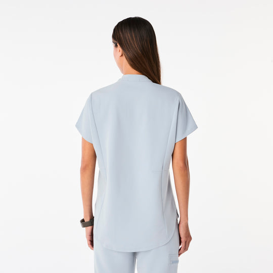 Women's Montex Classic Scrub Top - Dusty Blue · FIGS