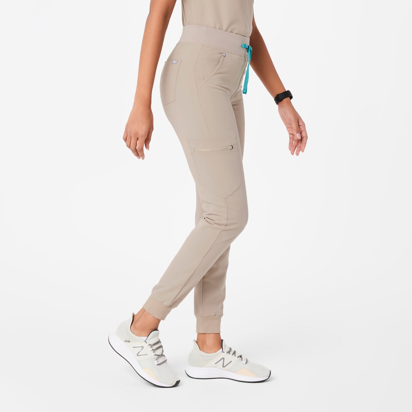 Women's Zamora Jogger Scrub Pants™ - Boulder · FIGS