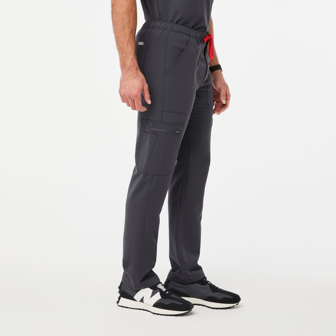 Men's Cairo Cargo Scrub Pants™ - Charcoal · FIGS