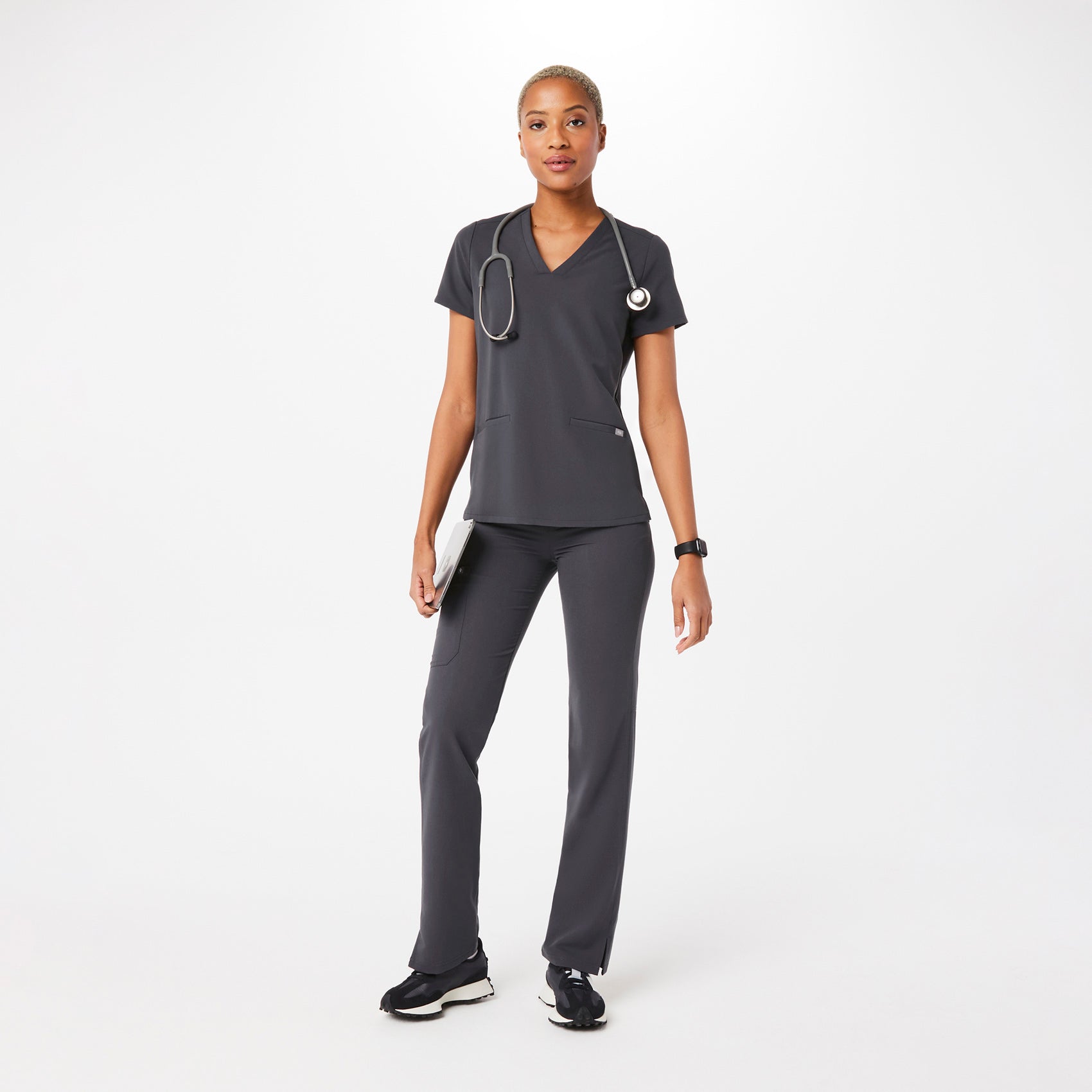 Women's Casma Three-Pocket Scrub Top™ - Charcoal · FIGS