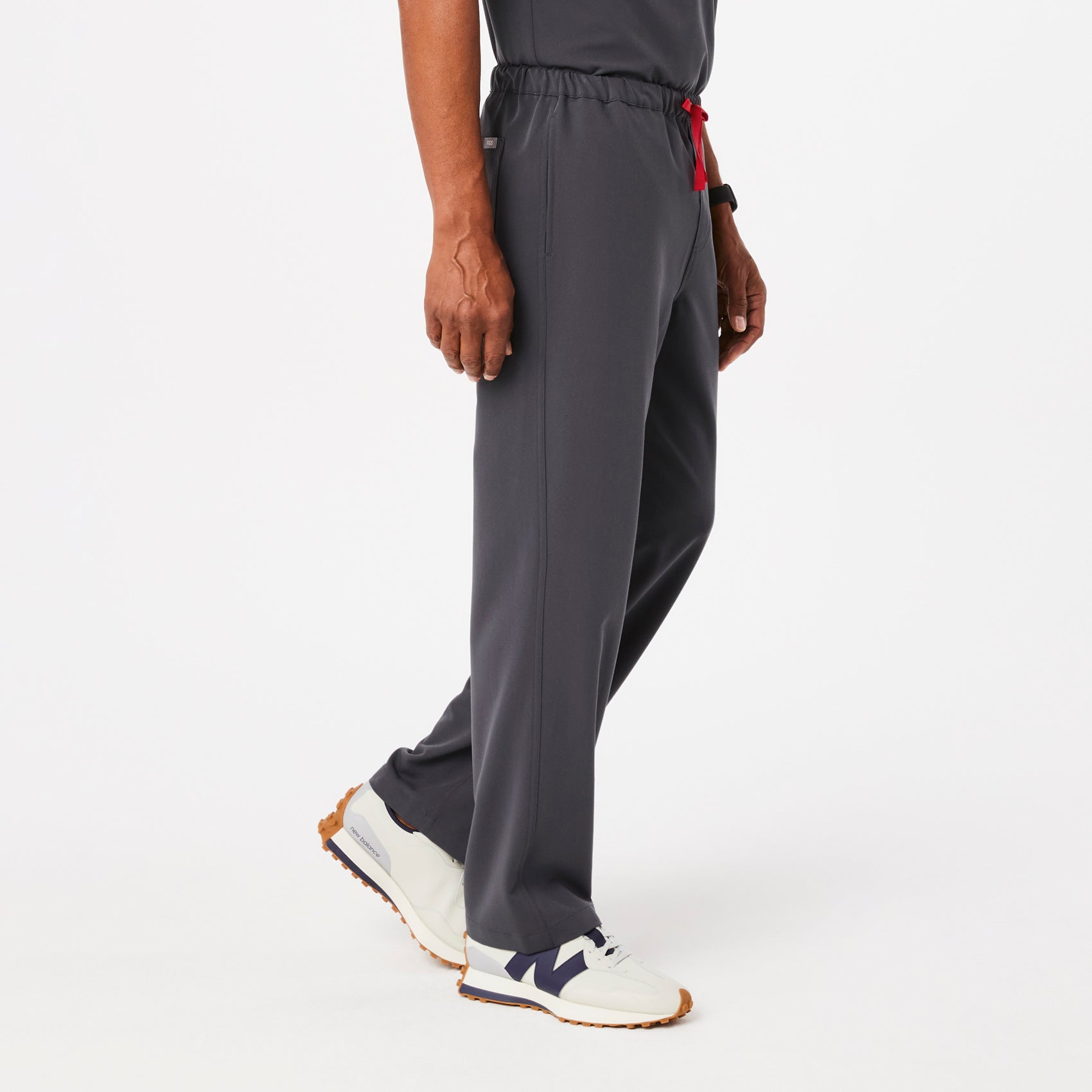 Men's Pisco™ Basic Scrub Pants - Charcoal · FIGS