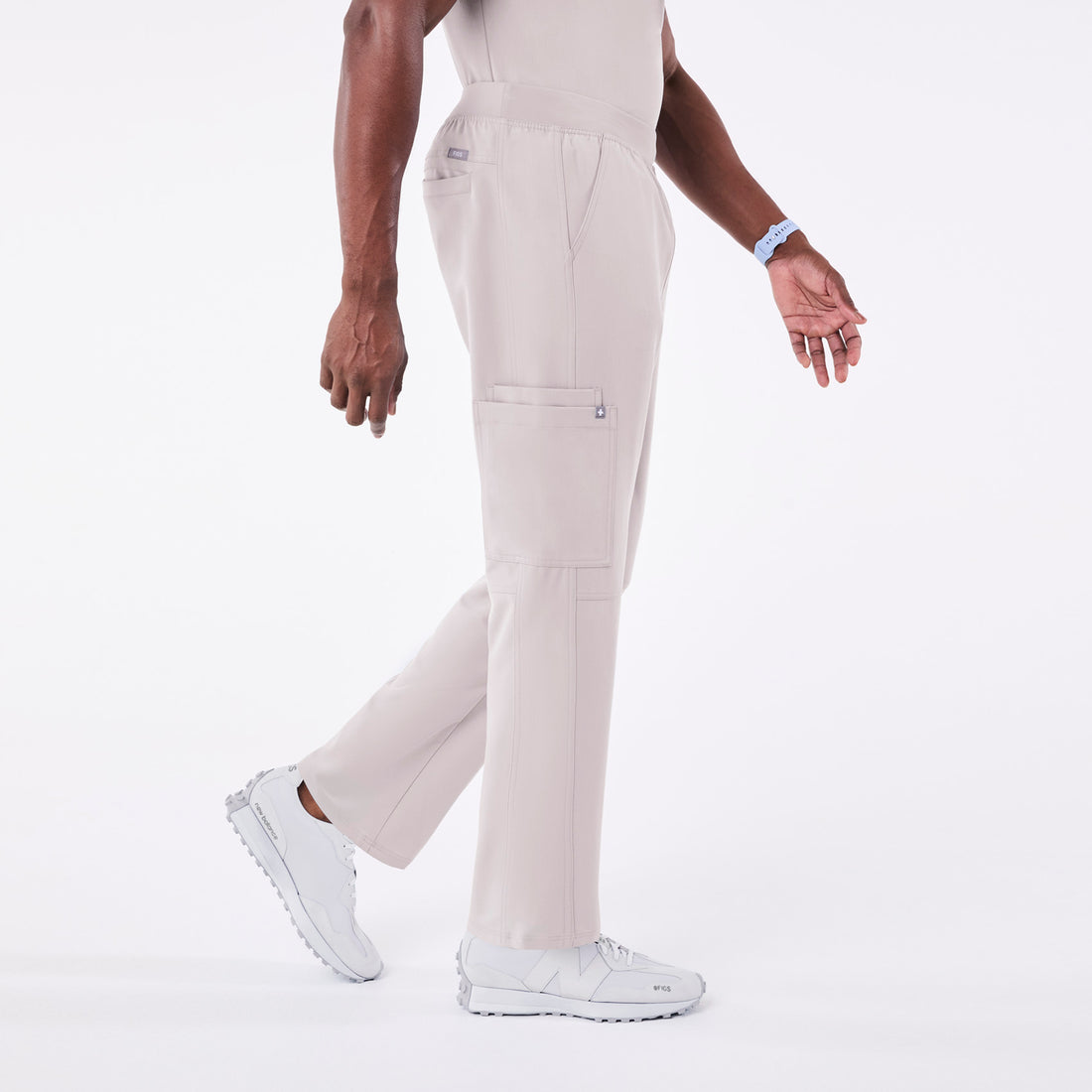 Men's Axim Cargo Scrub Pants™ - Slate · FIGS