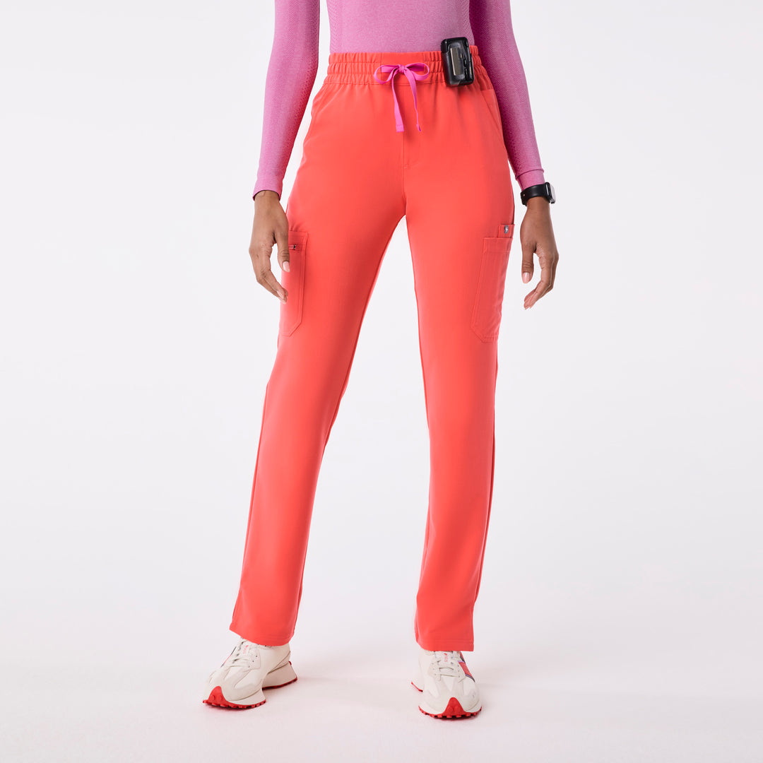 Women’s High Waisted Dowa Scrub Pants · FIGS