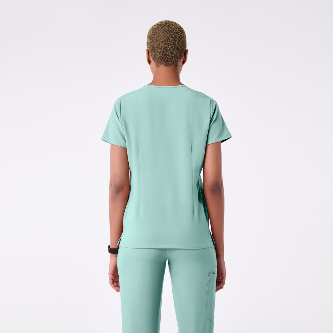 Women's Casma Three-Pocket Scrub Top™ - Seaglass · FIGS