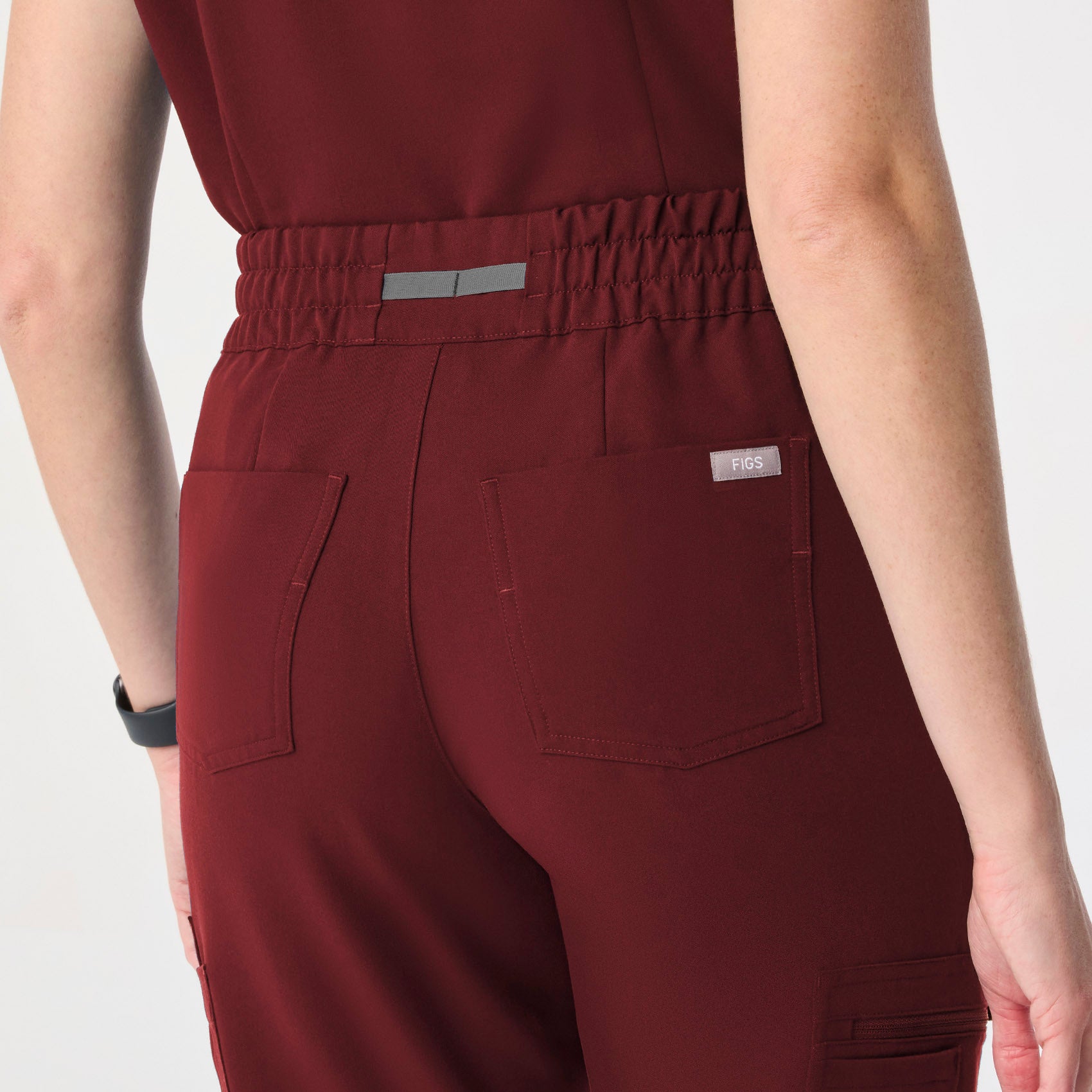 Women’s High Waisted Dowa Scrub Pants - Burgundy · FIGS