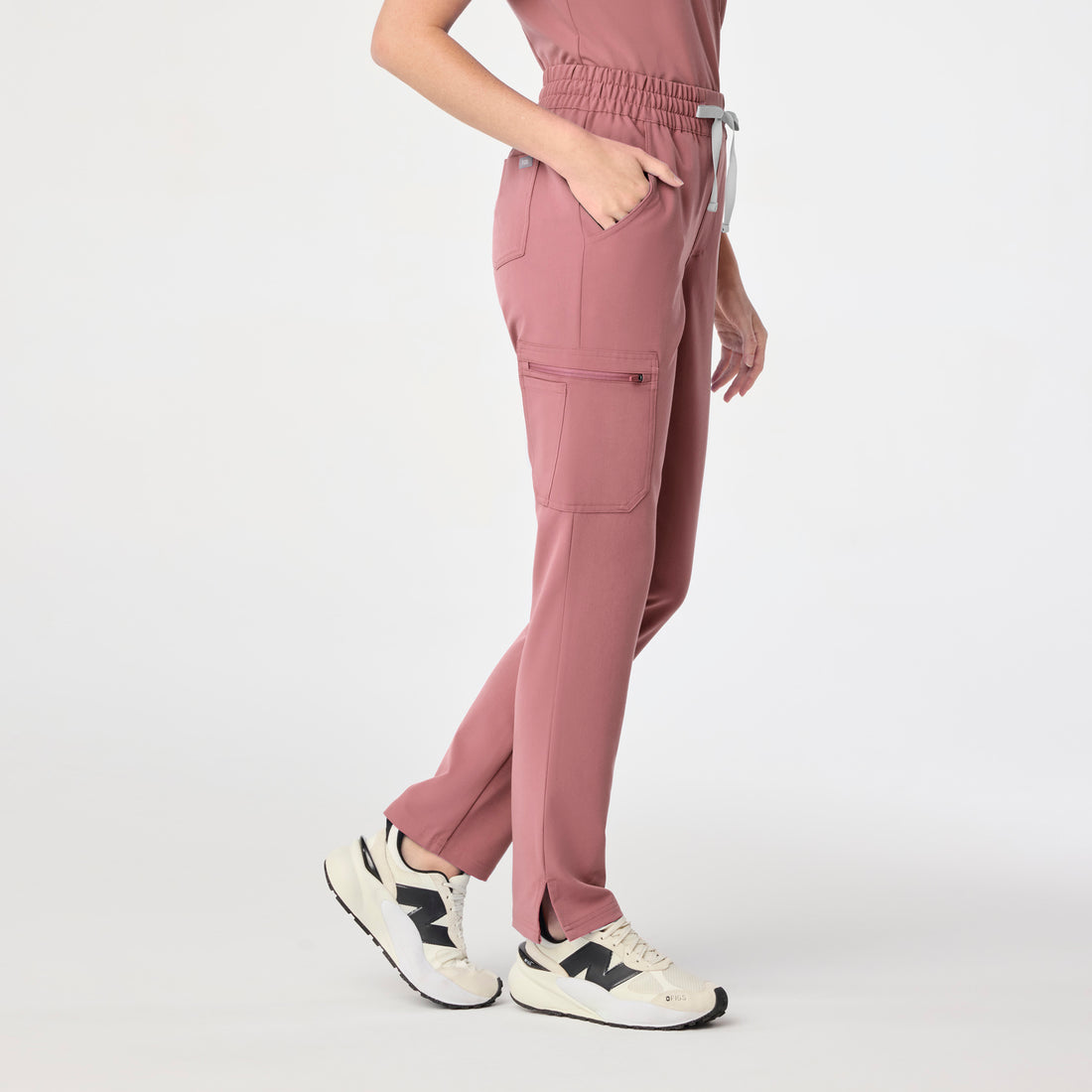 Women’s High Waisted Dowa Scrub Pants - Mauve · FIGS