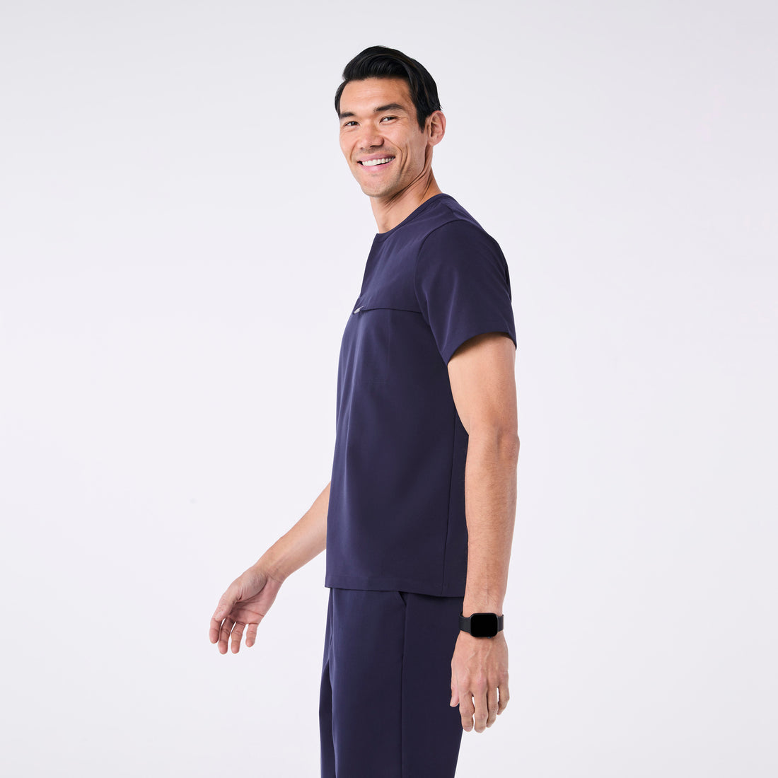 Men's Corfield Henley Scrub Top - Navy · FIGS
