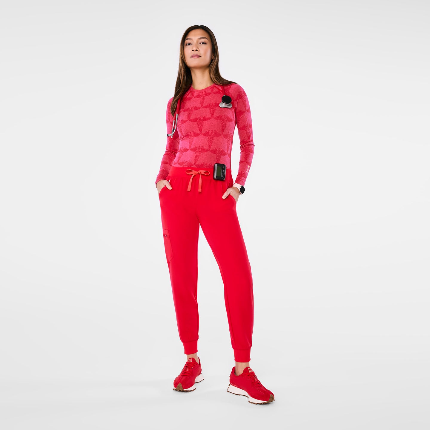 Women's Zamora Jogger Scrub Pants™ - Pop Red · FIGS
