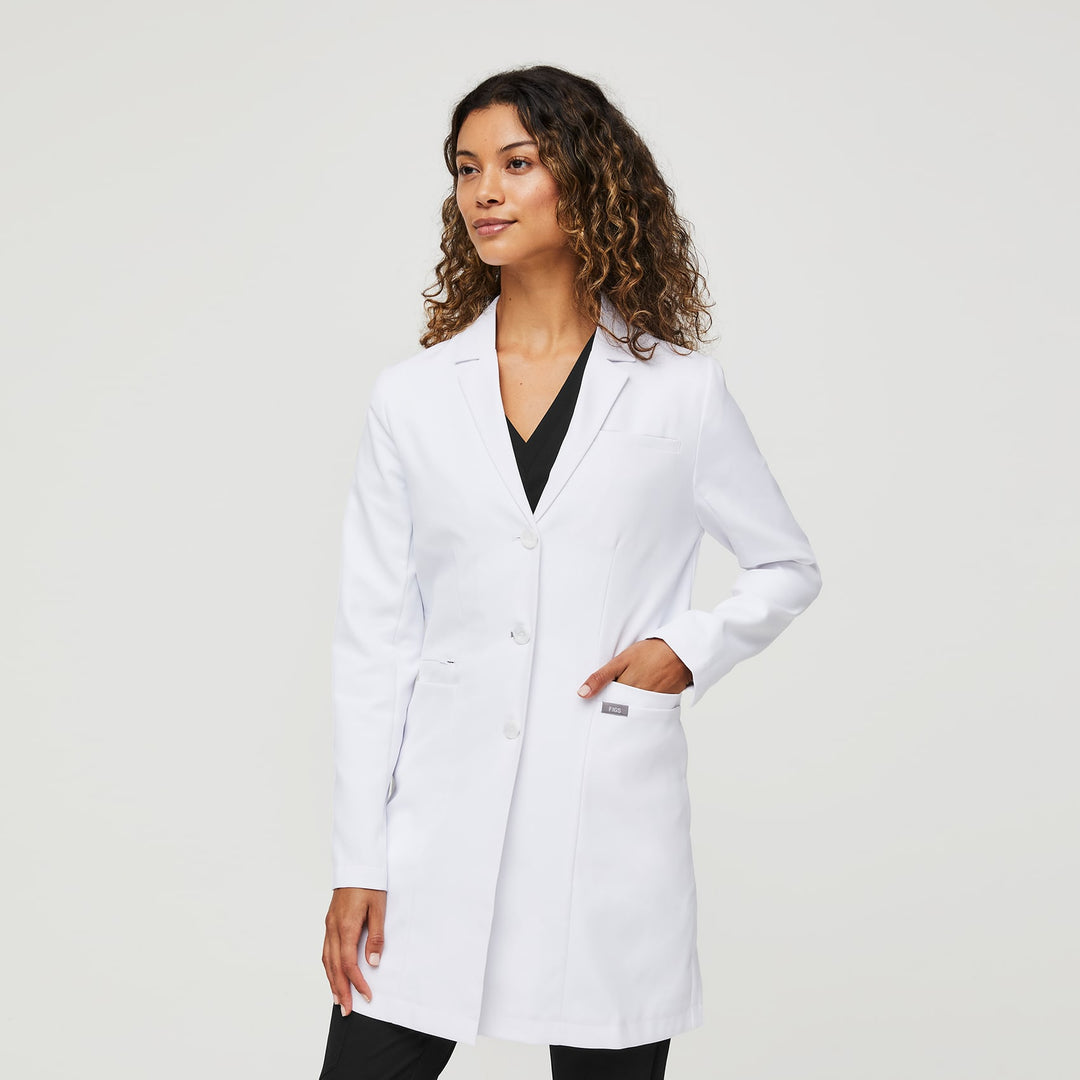 Women’s Bellevue Slim Long Lab Coat - White · FIGS