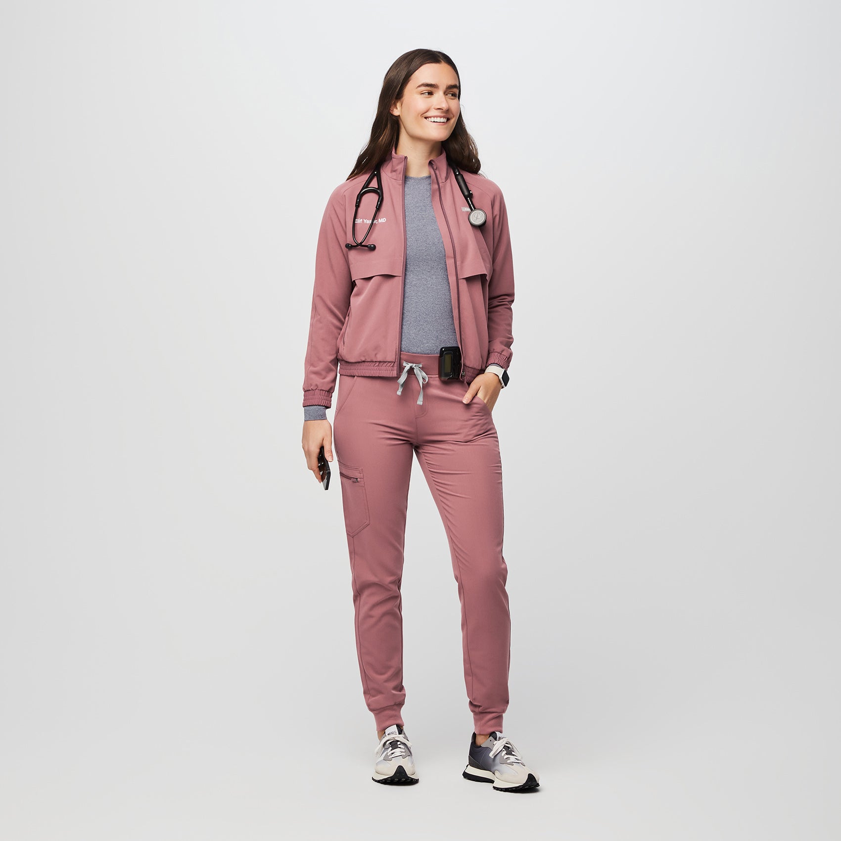 Women’s Sydney Scrub Jacket - Mauve · FIGS